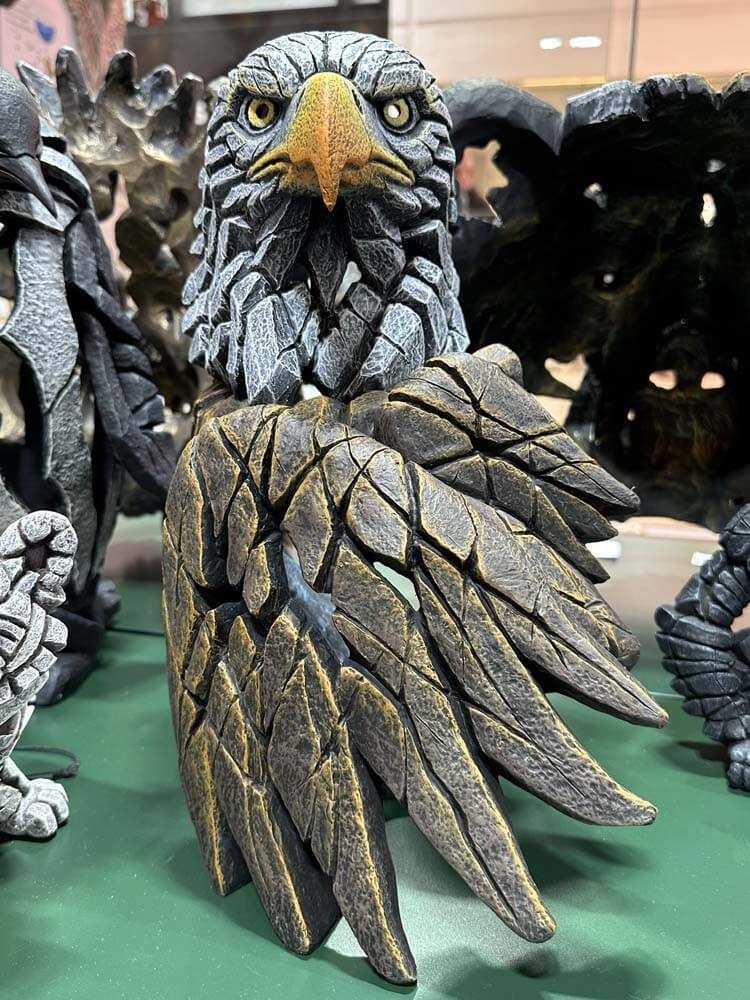 American Bald Eagle Bust, Edge Sculpture, 37cm | The Dutch Hospital ...