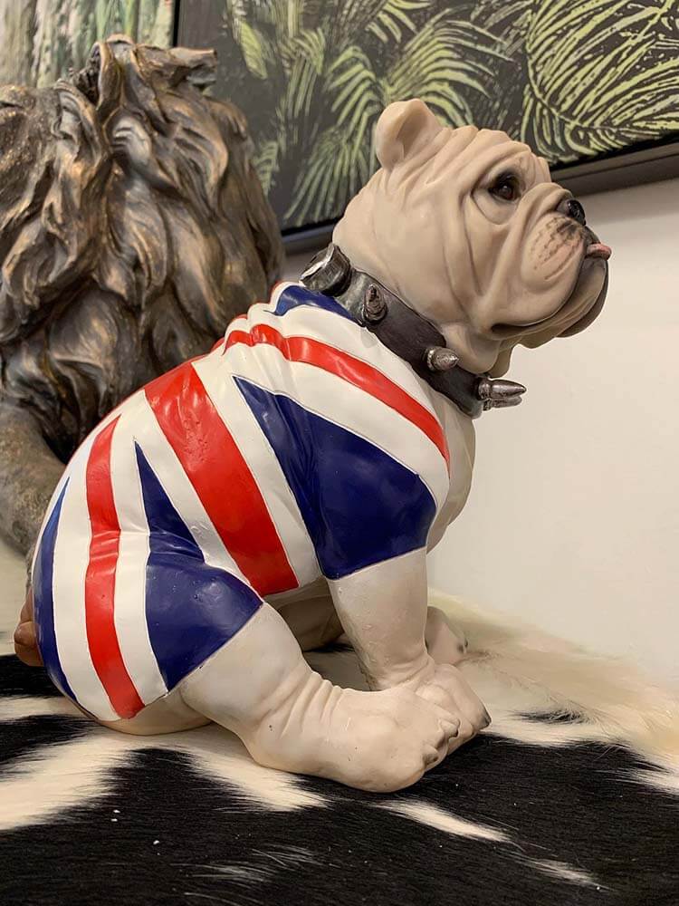 Bulldog in Union Jack coat Figurine , English Bulldog James Bond Movie ...