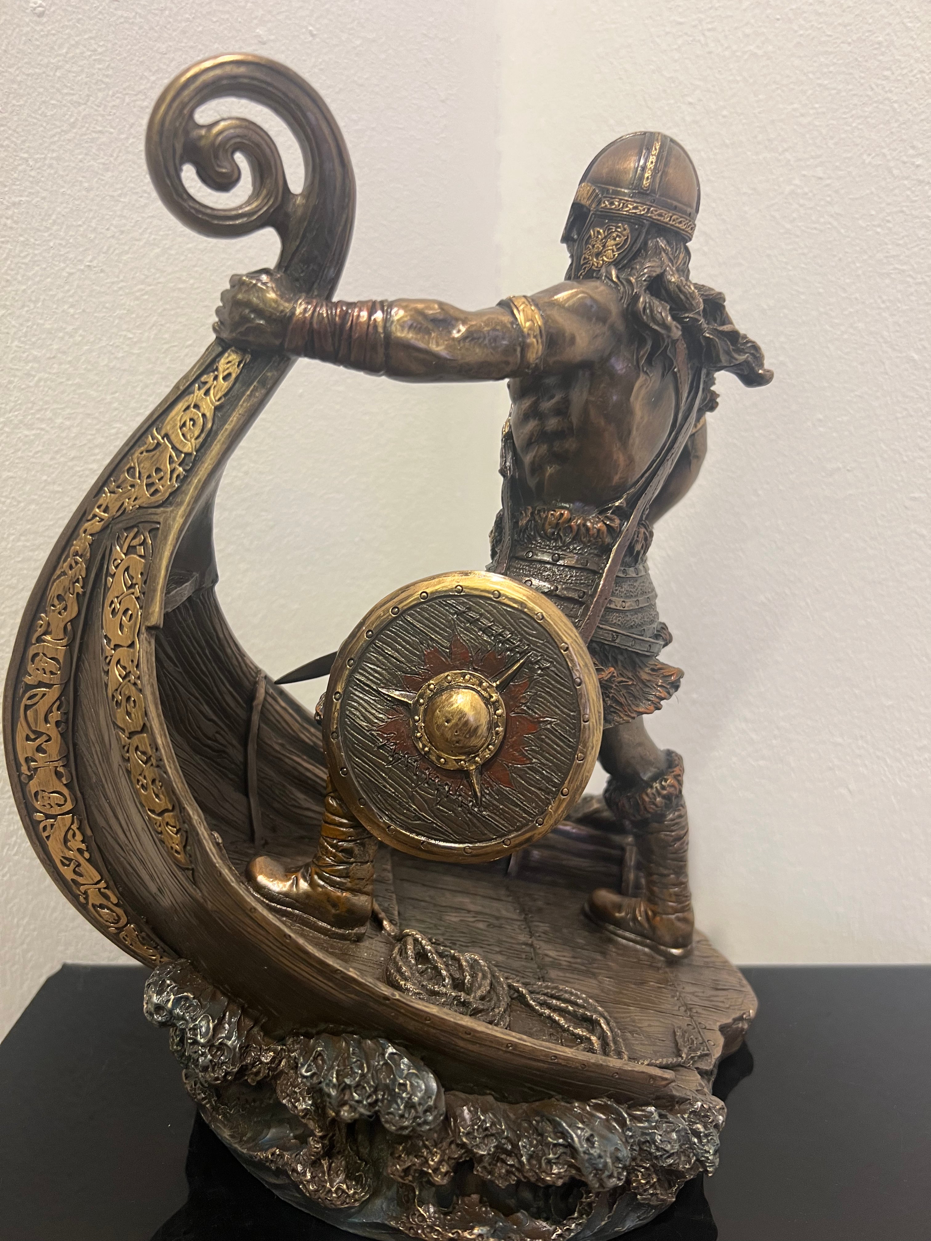 Viking Warrior Figurine, Halvor, 24cm – Dutch Hospital Luxury Lifestyle